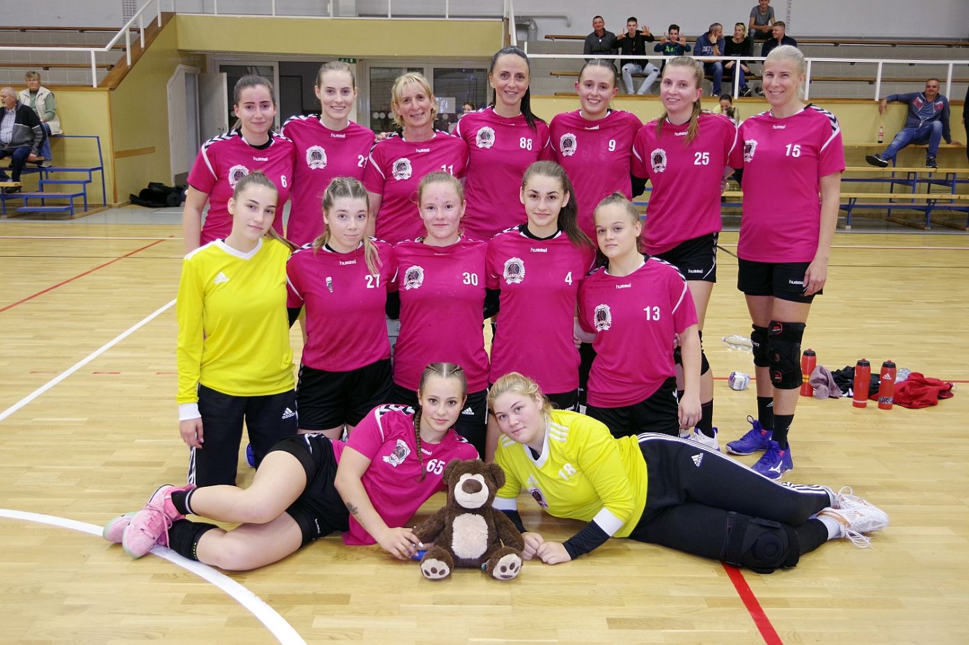 Szoros mérkőzésen kaptak ki a kiskőrösi lányok | Sport | VIRA